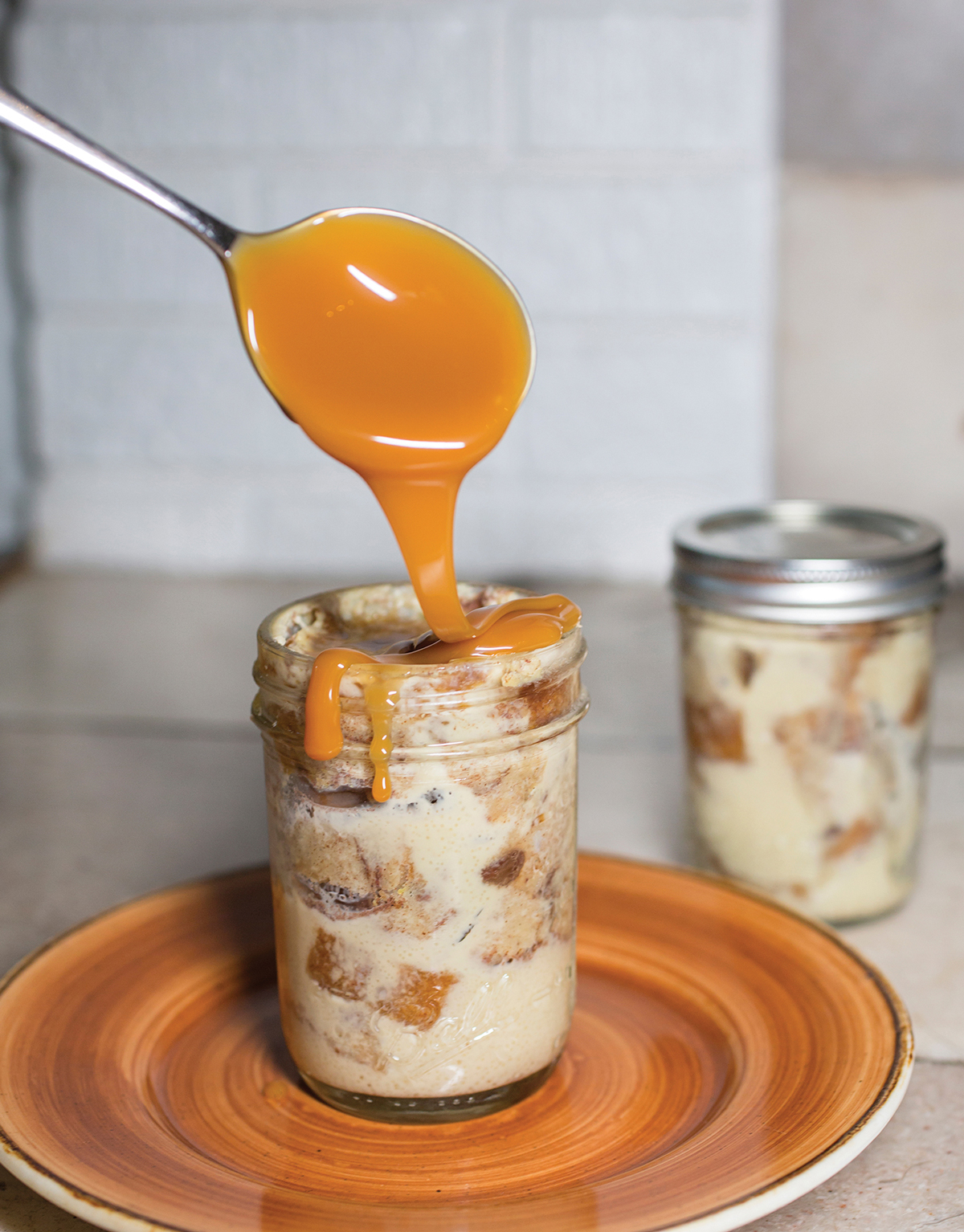 Mason Jar Bread Pudding Recipe – Mother Earth News